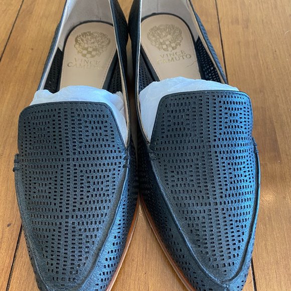 Vince Camuto | Shoes | Vince Camuto Kade Black Leather Loafers Flats ...